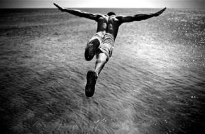 Spanish Verbs To Throw | Tirar vs Lanzar vs Arrojar | LightSpeed Spanish